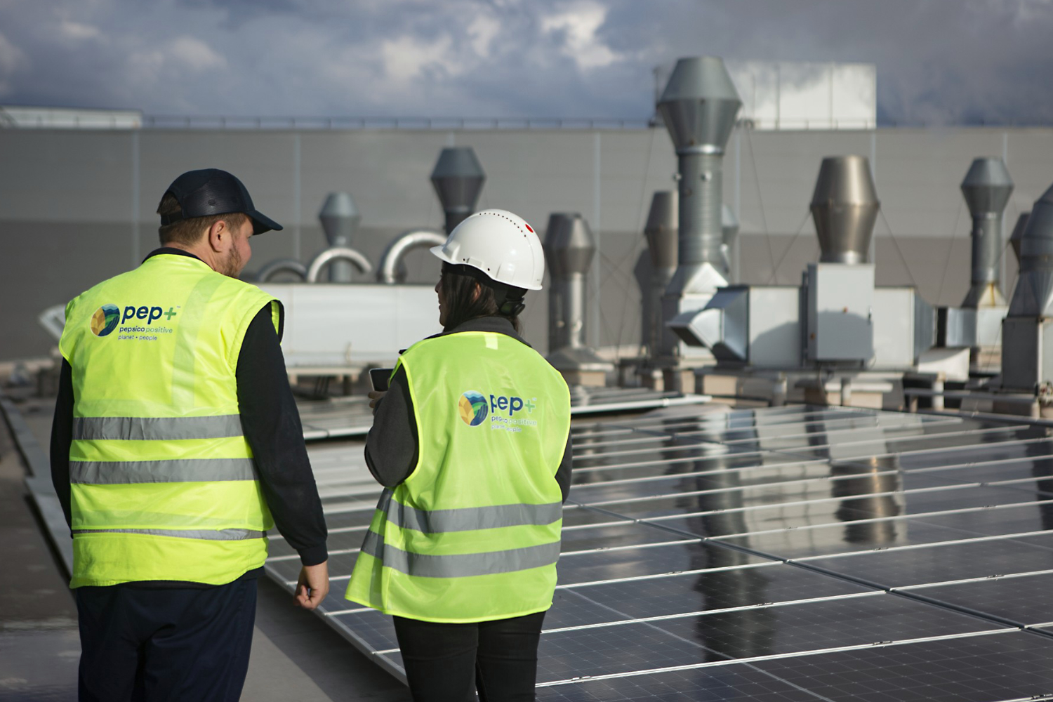 PepsiCo presenta avances positivos en su Reporte ESG 2023 - James Lynn : Tecnología y vida digital